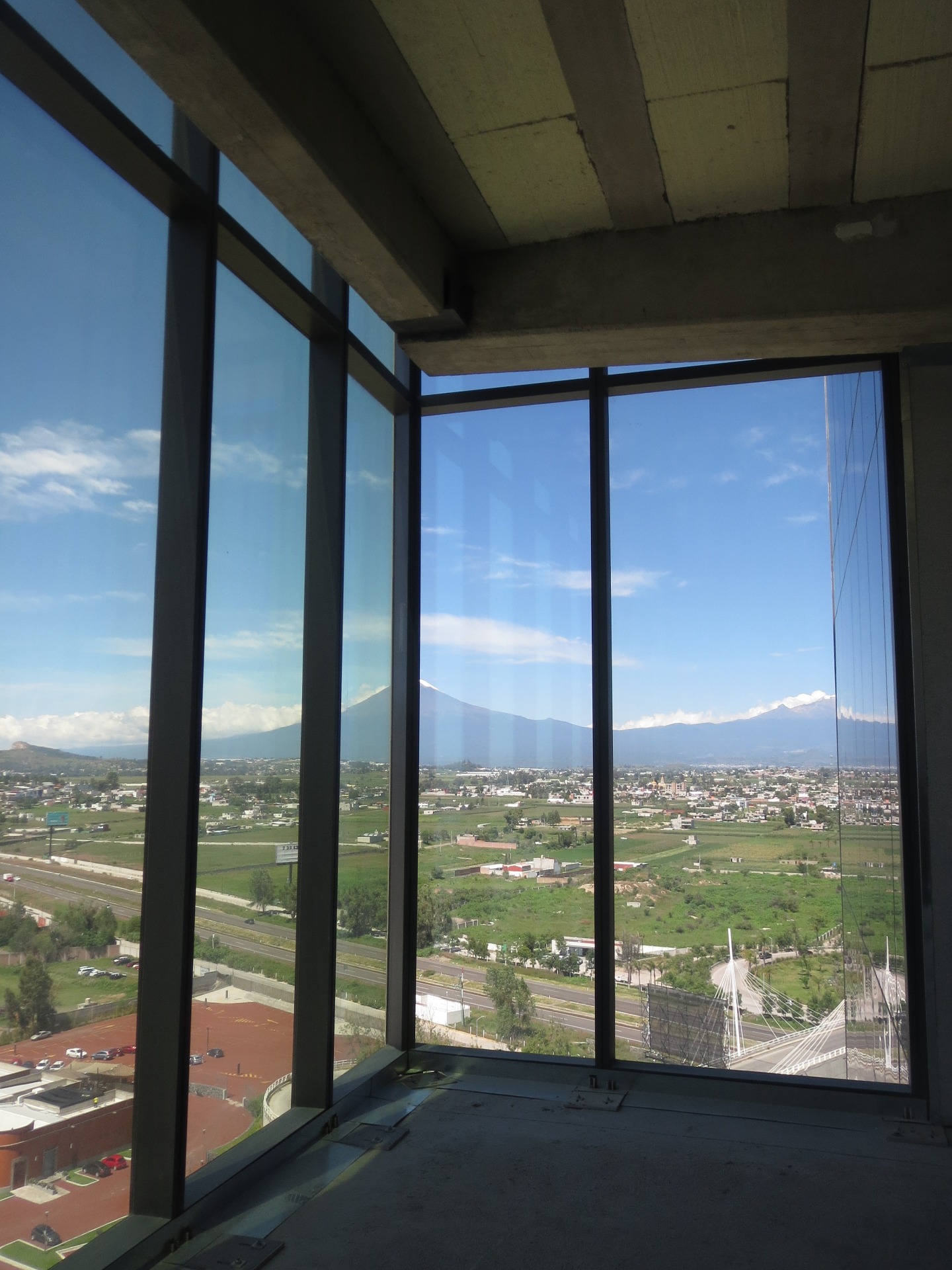 Renta de Oficina en Torre Elementa